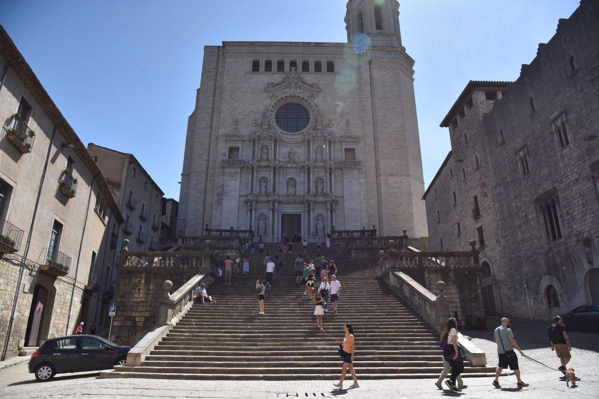 Guide to Girona
