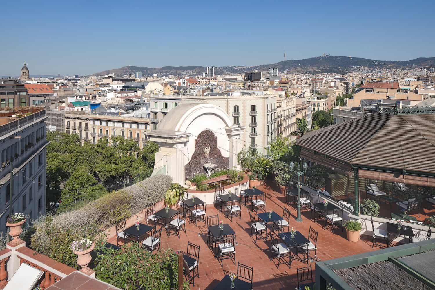 El Palace Hotel: A Restoration of Neo‑Classical Elegance